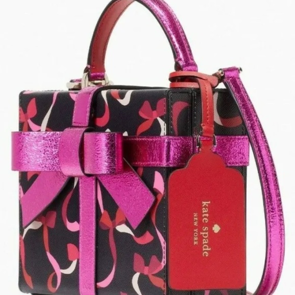 kate spade | Bags | Nwb Kate Spade Wrapping Party Gift Box Crossbody ...